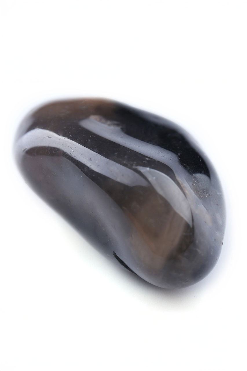 Onyx: Complete Guide to Properties & Meanings